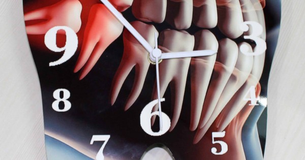 Buy Dental X-ray Wall Clock Zahnsply Online at Lowest Best ...